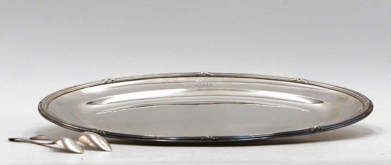 Plat de forme oblong (Lot n°42) - ONLINE ONLY OBJETS DECORATIFS DU XIXè ...