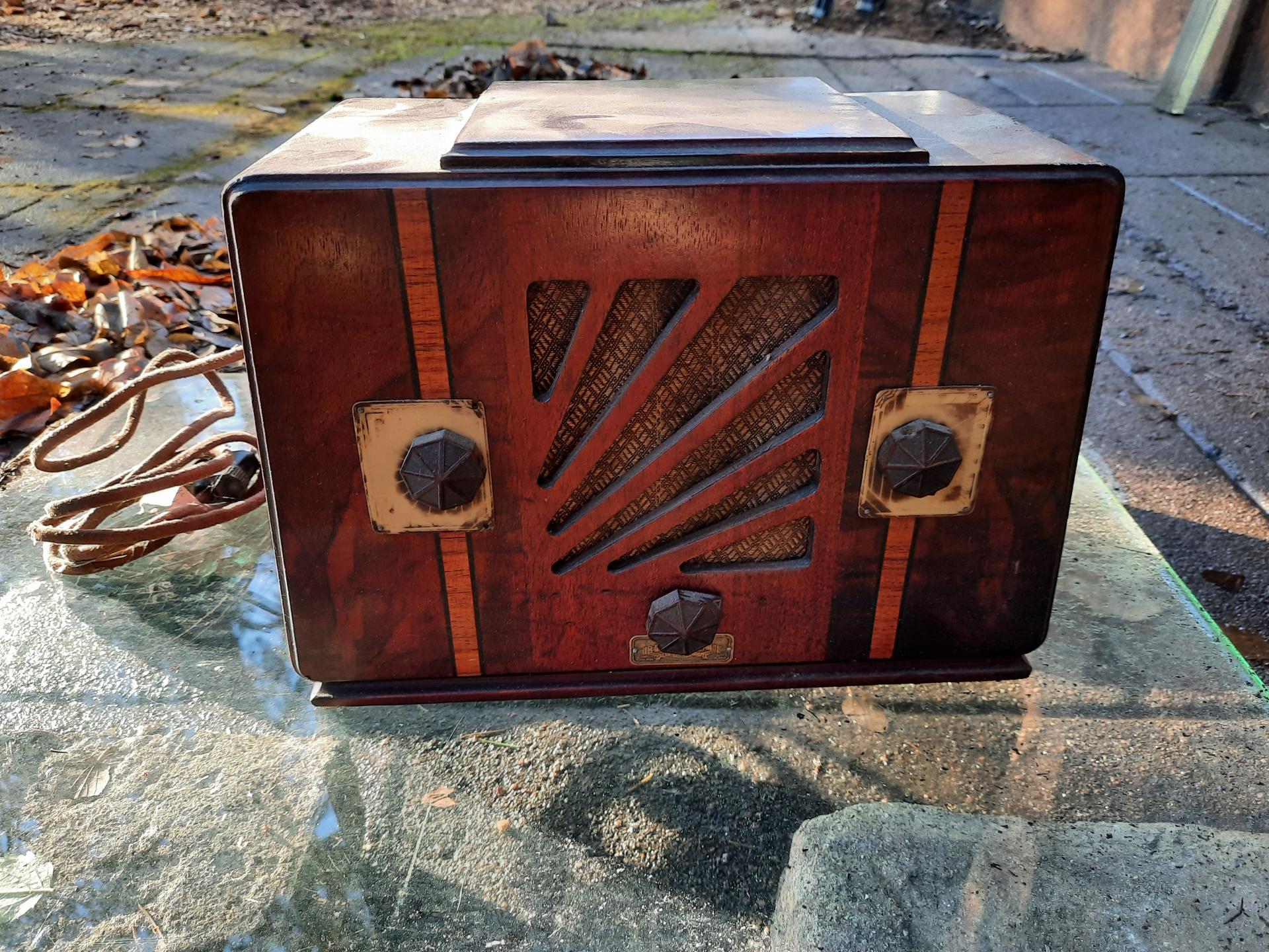 [MUSIQUE] Electrophone Philips avec ampli et poste secteur (Lot n°574 ...